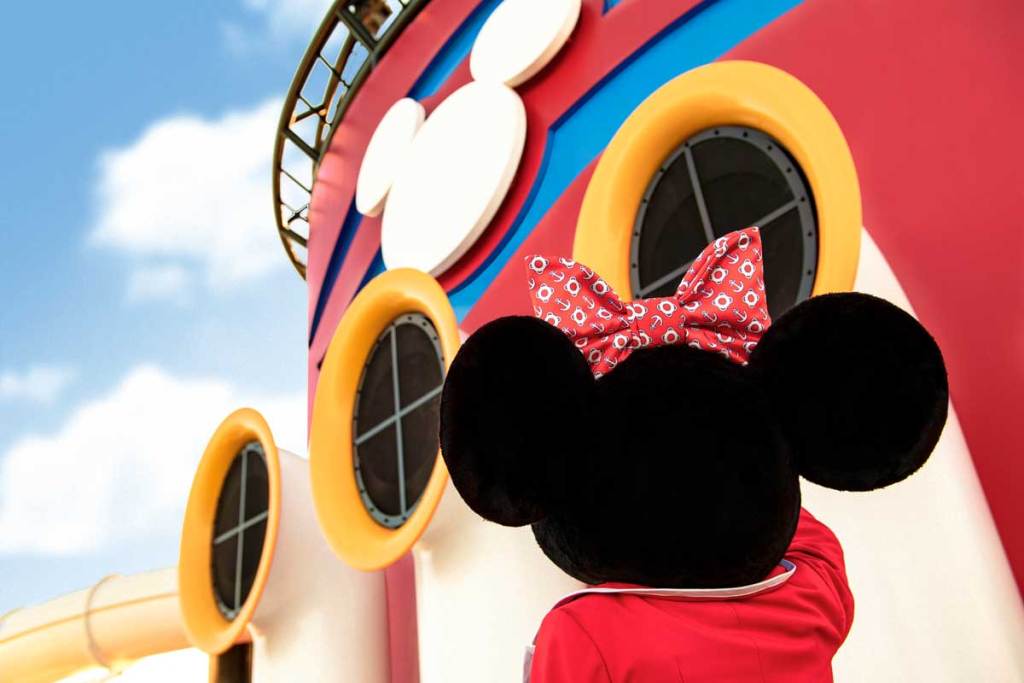 Nassau-native Leslie Lopez Serves as New HR Manager for Disney Cruise ...
