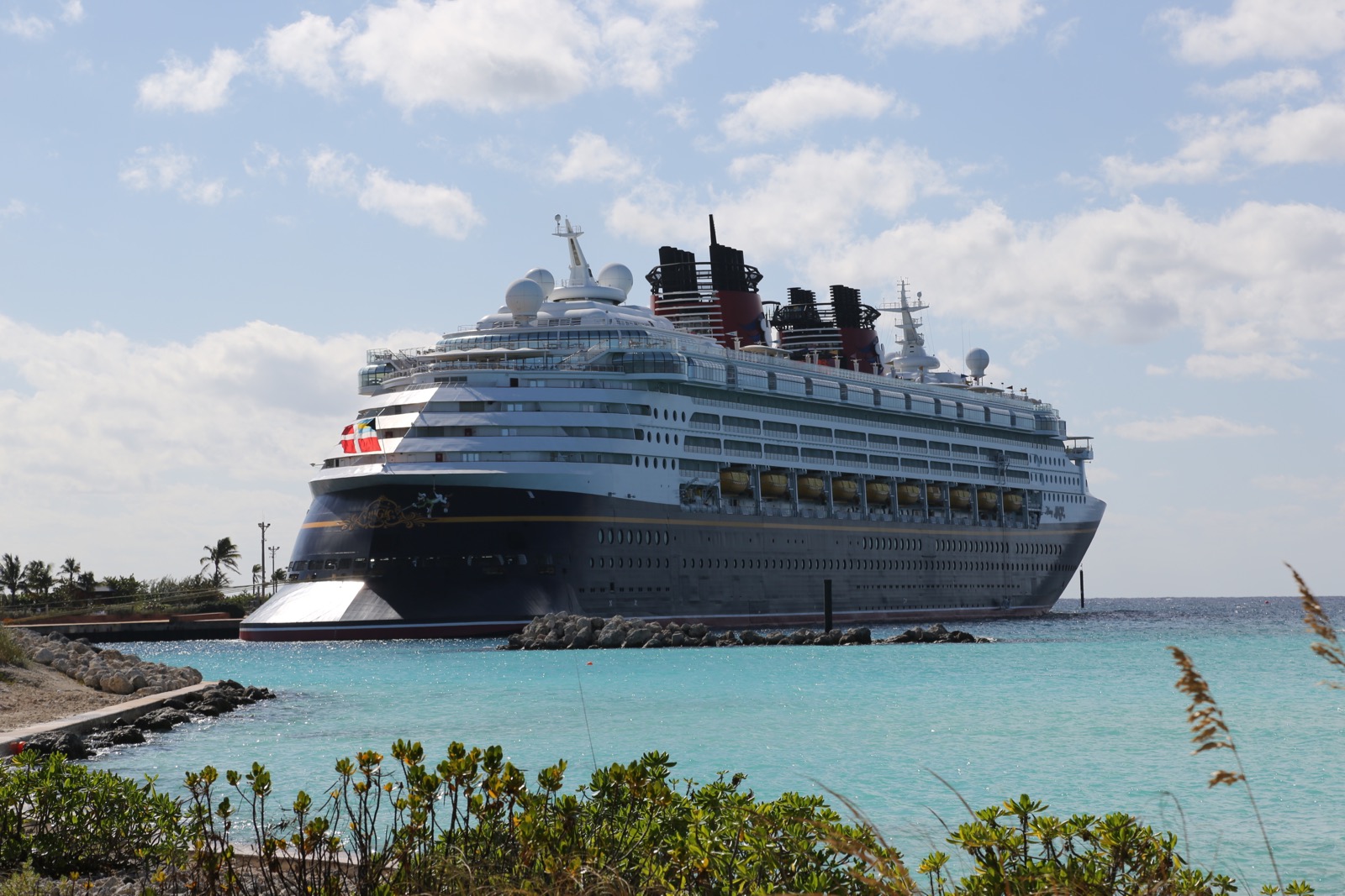 A Guy’s Guide to Packing for a Cruise - DCL Fan