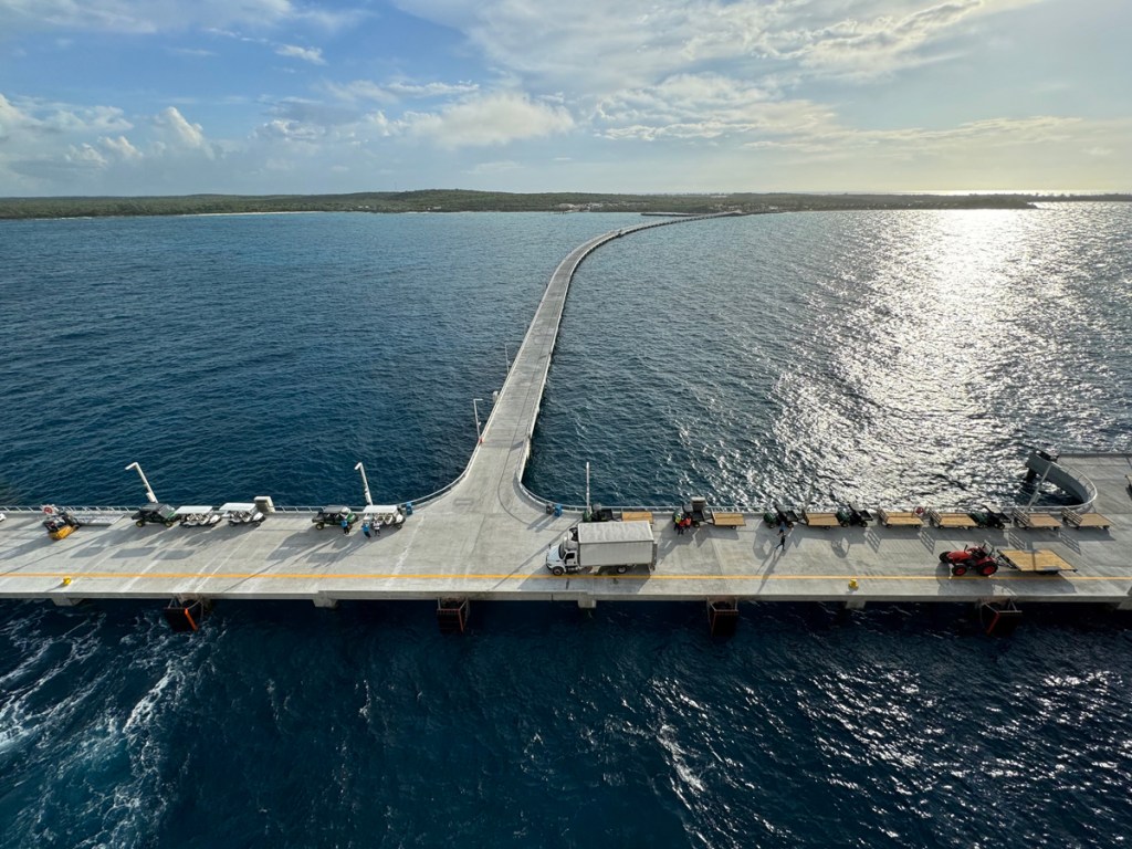 The Disney Magic is Officially Docked at Lookout Cay at Lighthouse ...